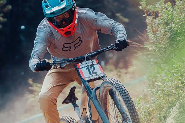 Chris Akrigg y Mongoose separan sus caminos después de 12 años de relación